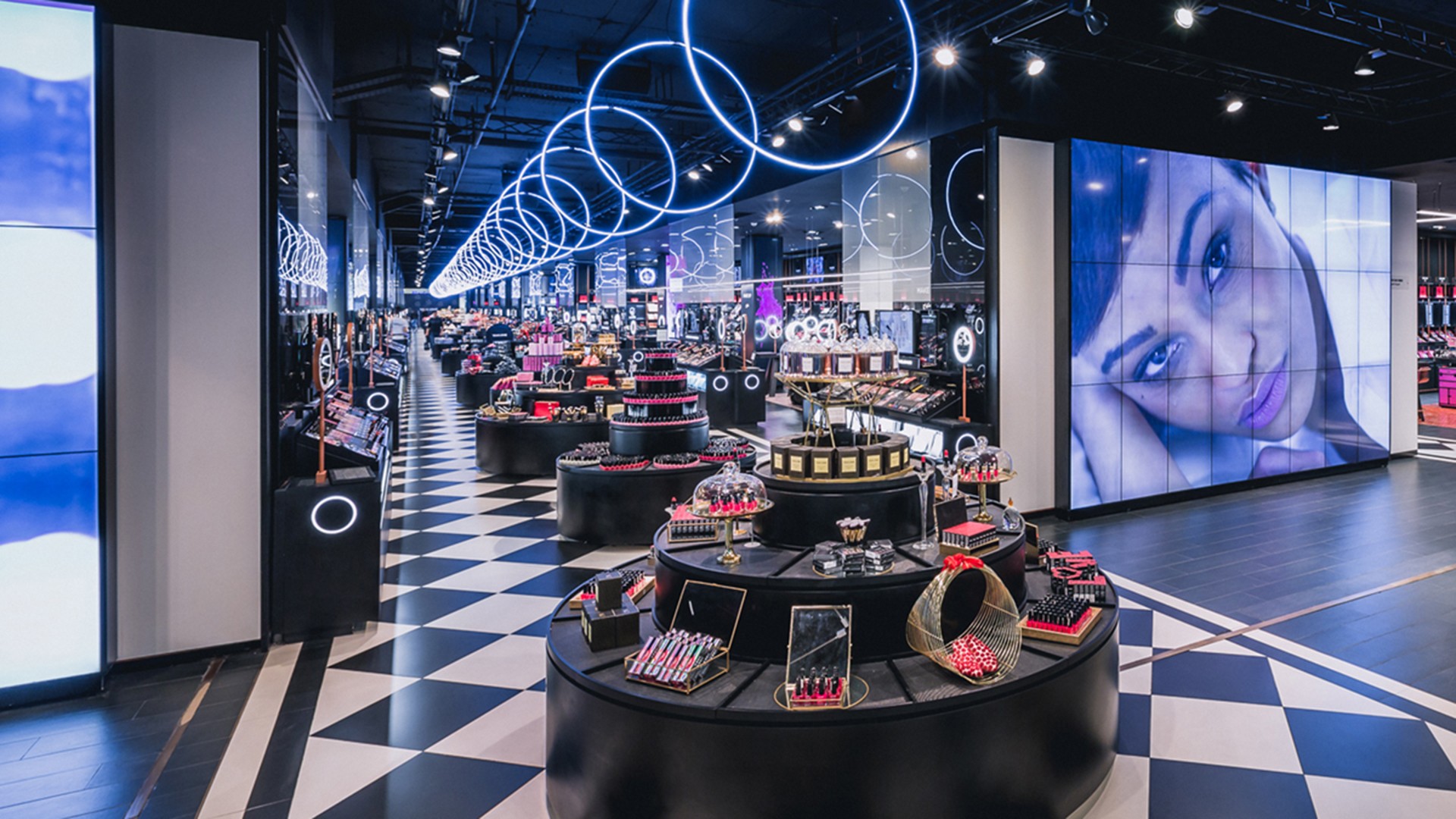 Chafik Studio — YAN & ONE boutique multi-marques à Casablanca