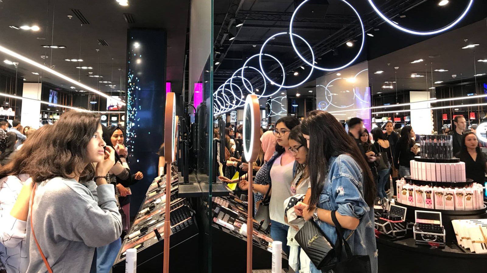 Chafik Studio — YAN & ONE boutique multi-marques à Casablanca