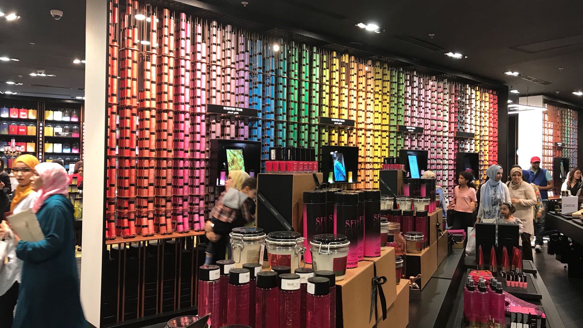 Chafik Studio — YAN & ONE boutique multi-marques à Casablanca